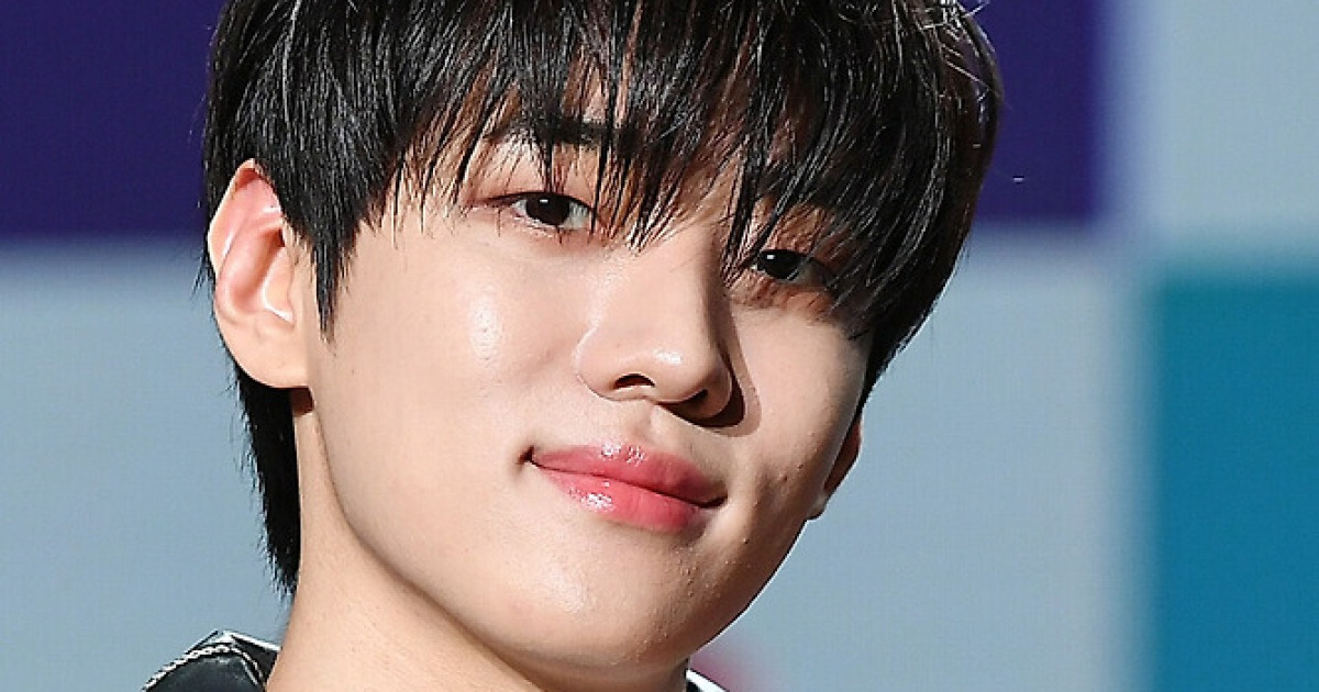 DKZ 재찬, 배우·가수 활동 병행…"멤버들 도와줘서 가능했다"