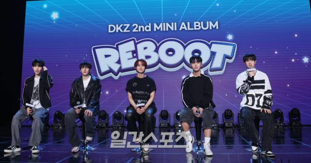 [포토] DKZ, '리부트' 쇼케이스 현장