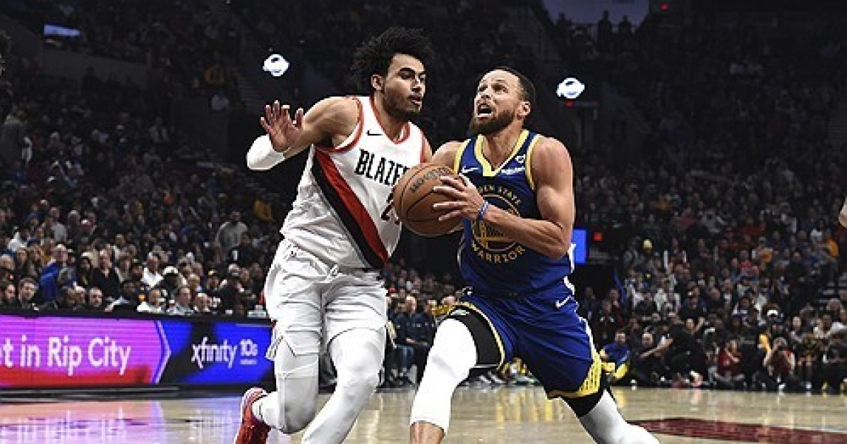 [NBA] ‘커리 22점 활약’ 탐슨 빠진 GSW, POR 꺾고 3연승 신바람