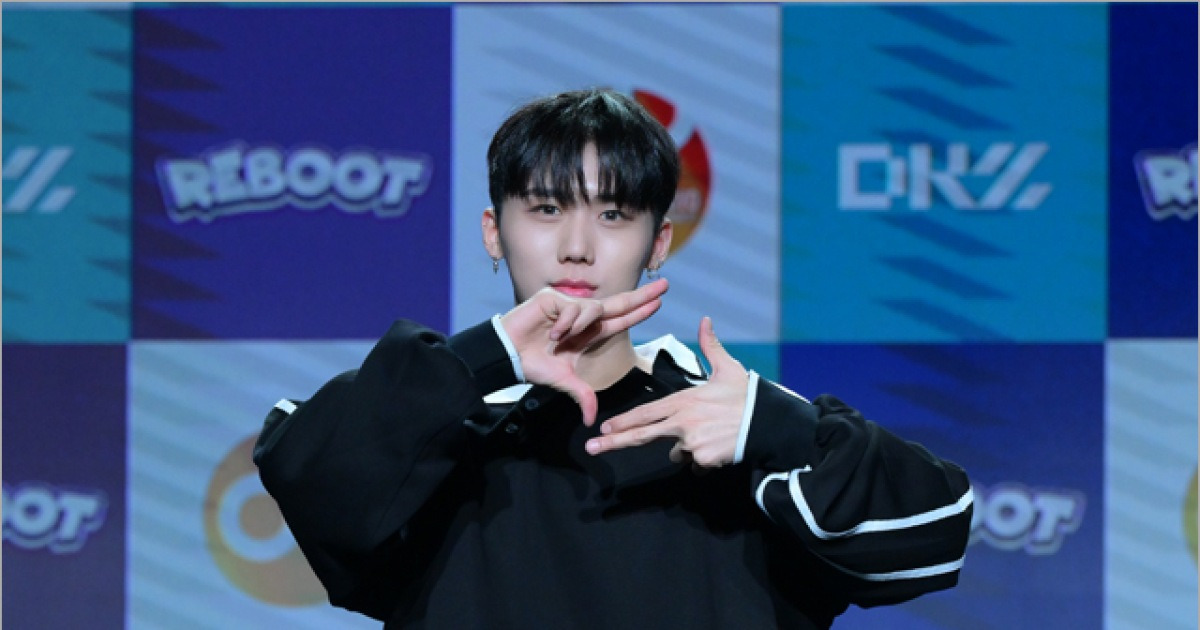 [MD포토] DKZ 종형 '멋진 포즈로'