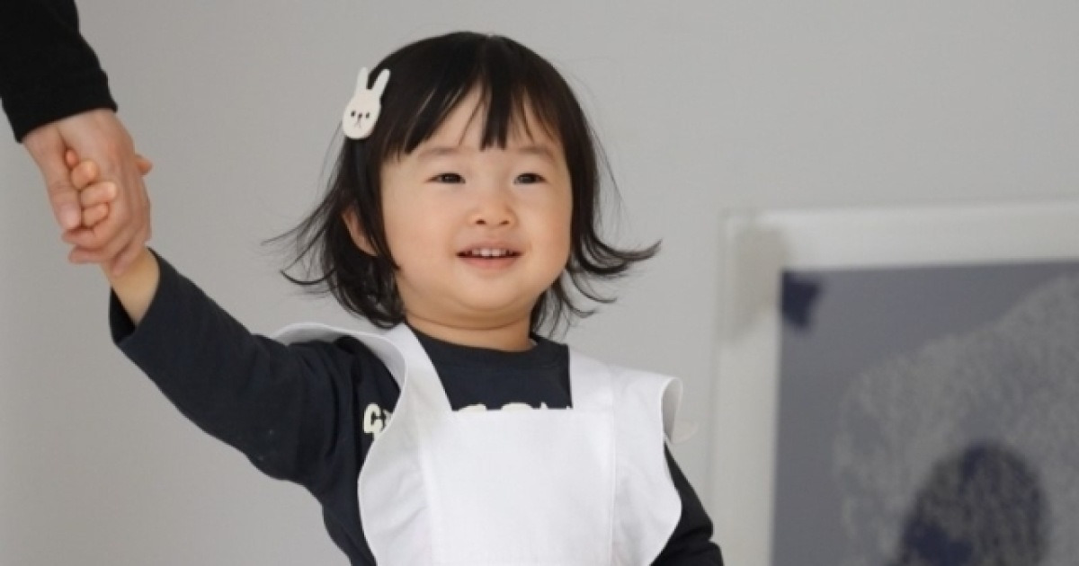기생수 이정현 맞아 딸 서아와 토끼 같은 앞치마 패션 [편스토랑]