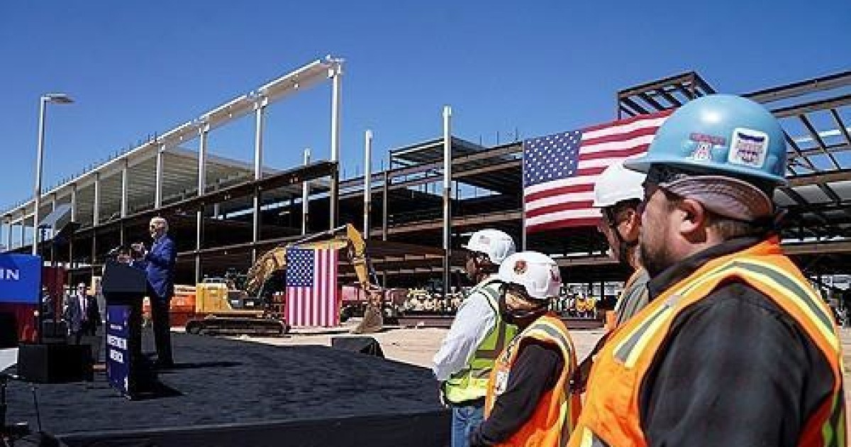 WSJ "美반도체 르네상스에 인력 부족…비용 늘어날 것"