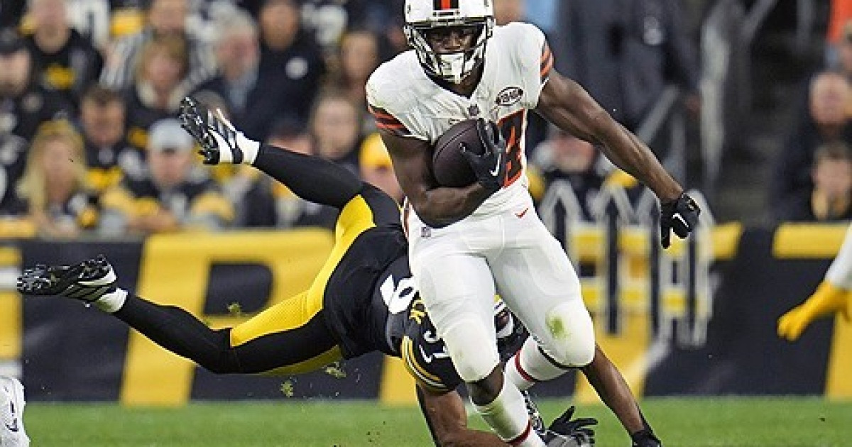 Browns Chubb Football