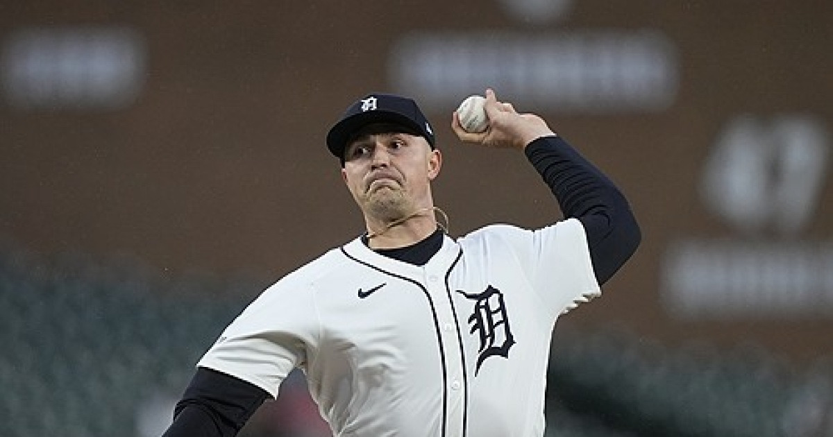 Twins Tigers Baseball