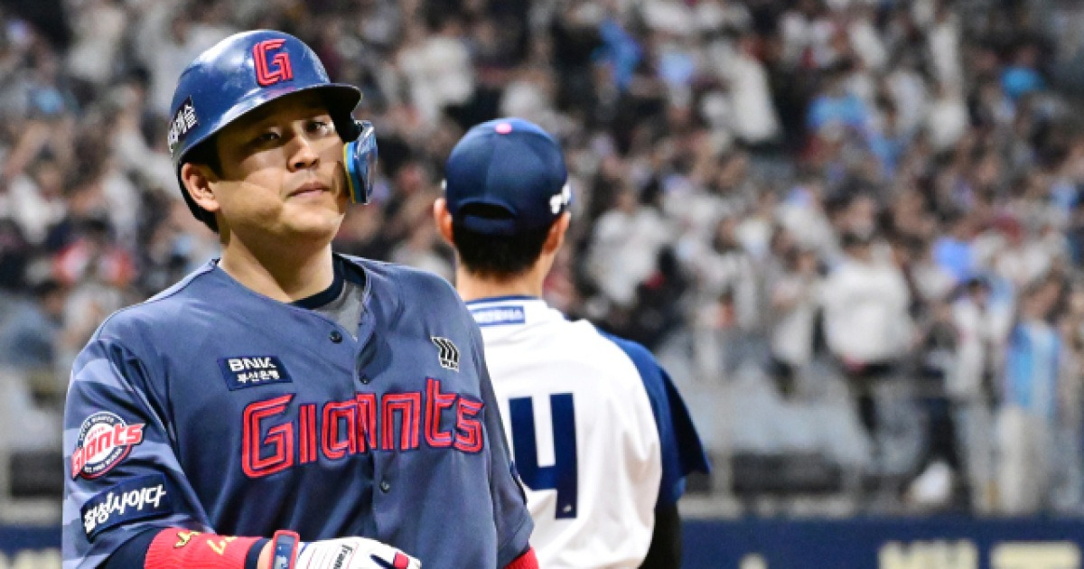 KBO 4할타자 병살타 2개보다 유강남 3B 병살타가 훨씬 더 치명적…김태형 칼교체, 롯데 현주소[MD고척]
