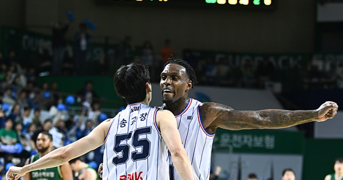 '78.8% 확률 잡았다' KCC, 95-83으로 DB에 4강 PO 1차전 완승