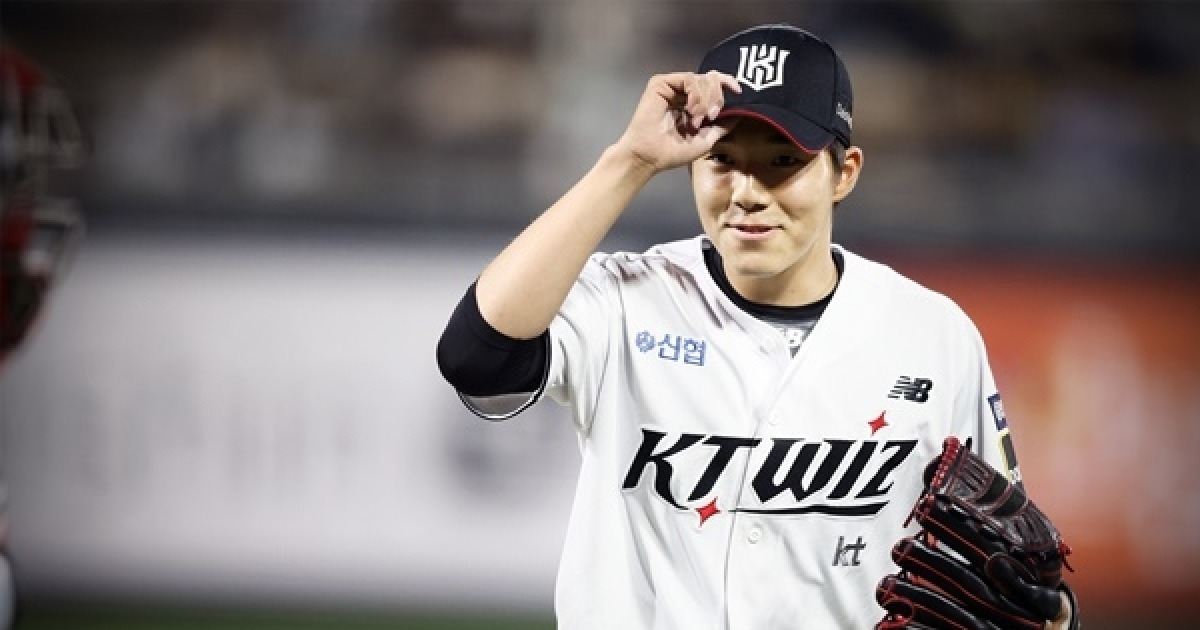 “자기 공 던진다” 레전드 감독도 감탄! 스플리터 장착한 강릉고 출신 2R 루키, KT 선발 한자리 꿰찼다…17일 키움전 선발 출격