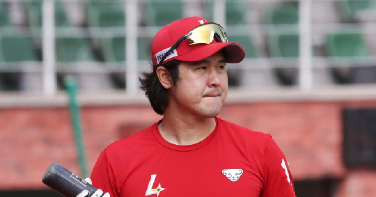 KBO 홈런신기록 눈앞 최정 “저도 빨리 치고 끝냈으면 좋겠어요”