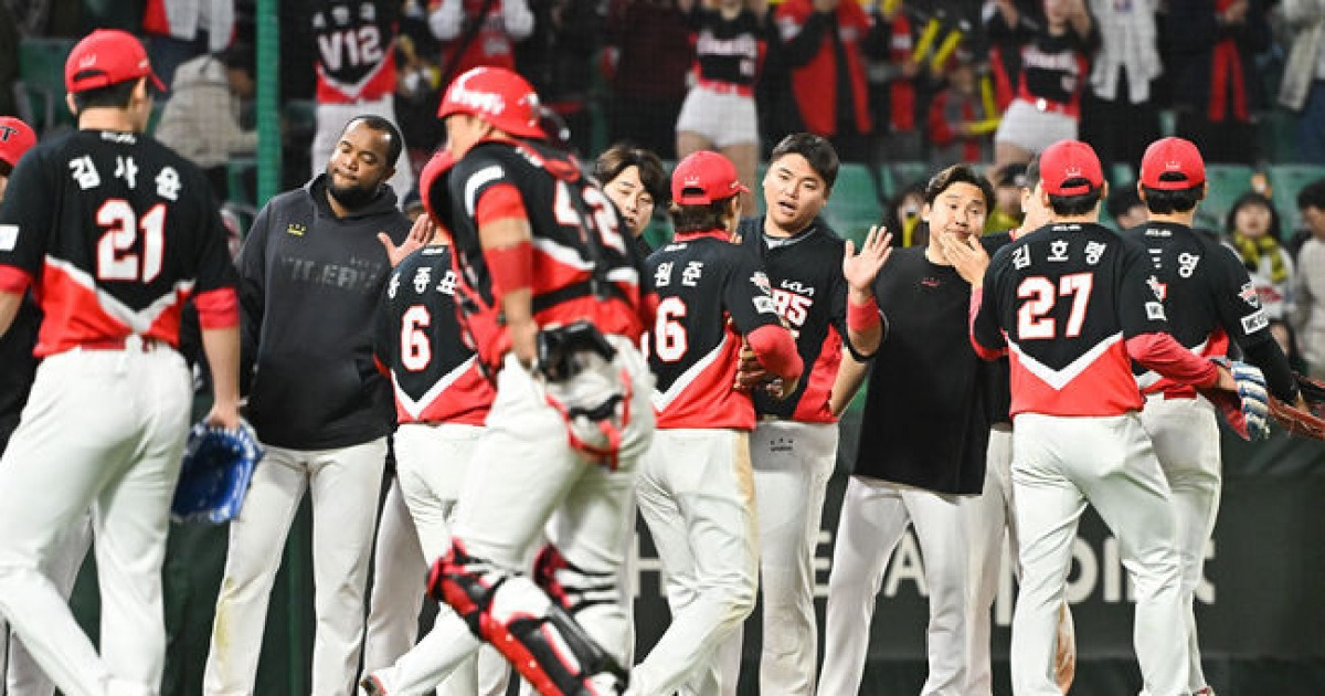 KIA,'SSG 11-3 잡고 선두 수성' [사진]