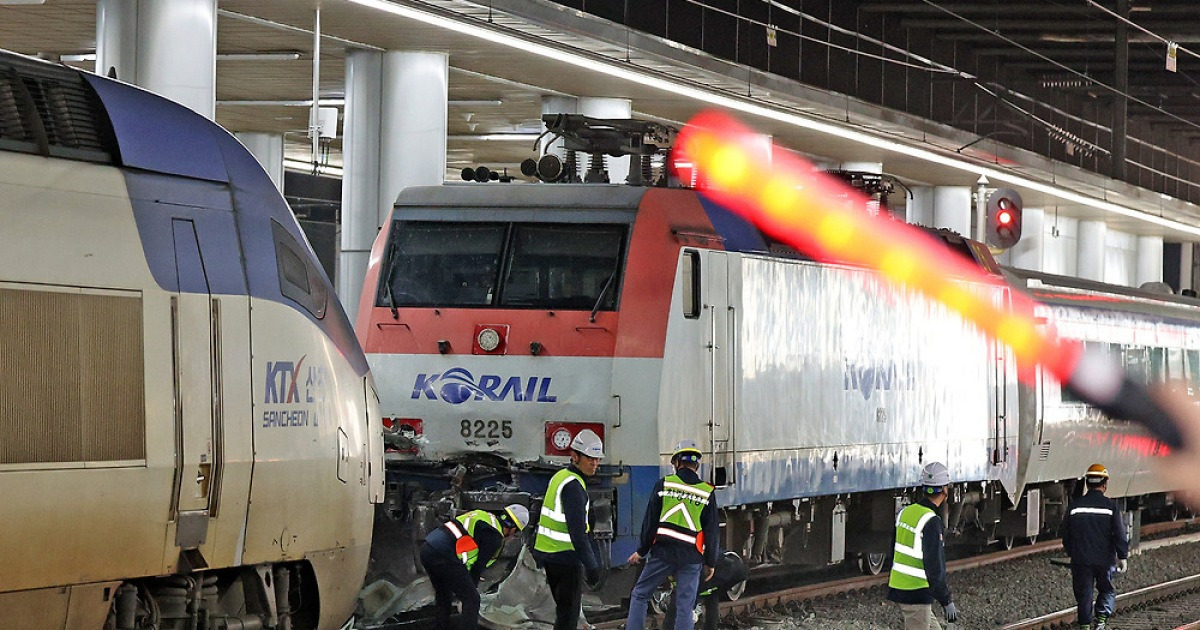 KTX 후미 충돌한 무궁화호