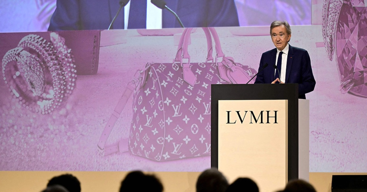 프랑스서 와인·치즈보다 LVMH 명품 더 많이 수출됐다는데… 우려 커지는 이유