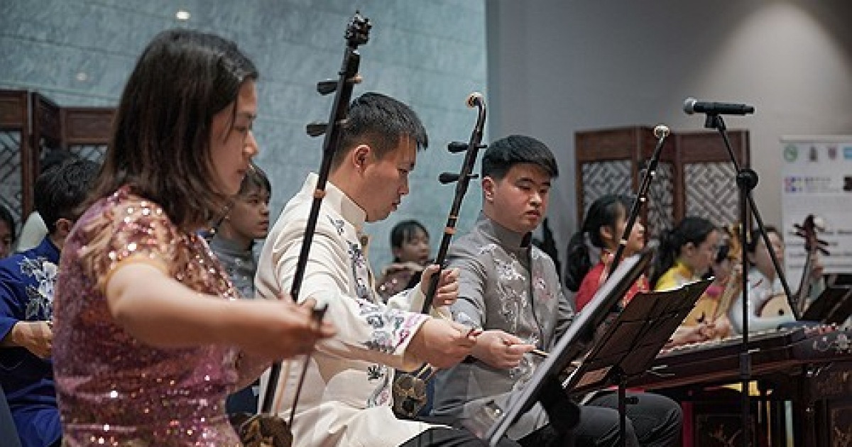 KENYA-NAIROBI-CHINA-TRADITIONAL INSTRUMENT ORCHESTRA-PERFORMANCE