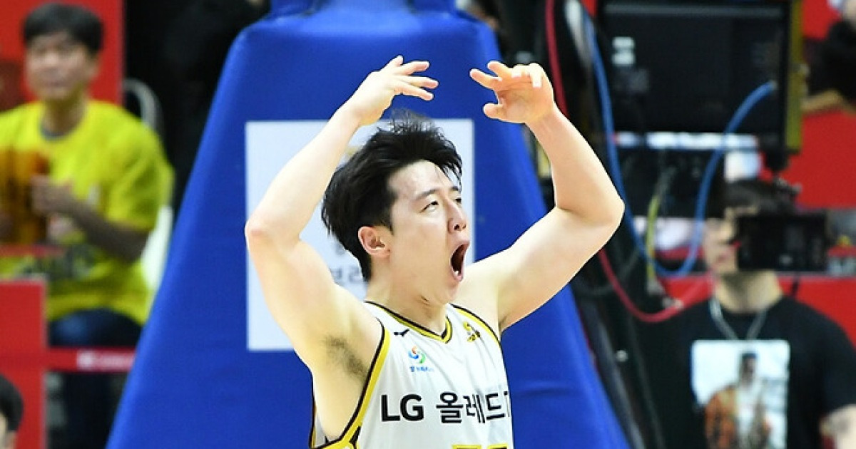 [KBL 4강 PO BK 리뷰] ‘윤원상 결승 버저비터’ LG, KT 꺾고 챔프전까지 1승 남겨둬