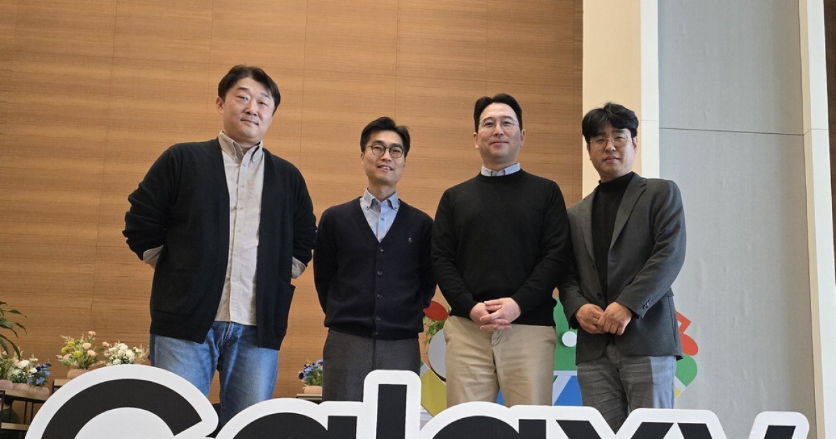 [iR52장영실상] AI로 다양한 각도 촬영 가능…최상의 그립감은 덤