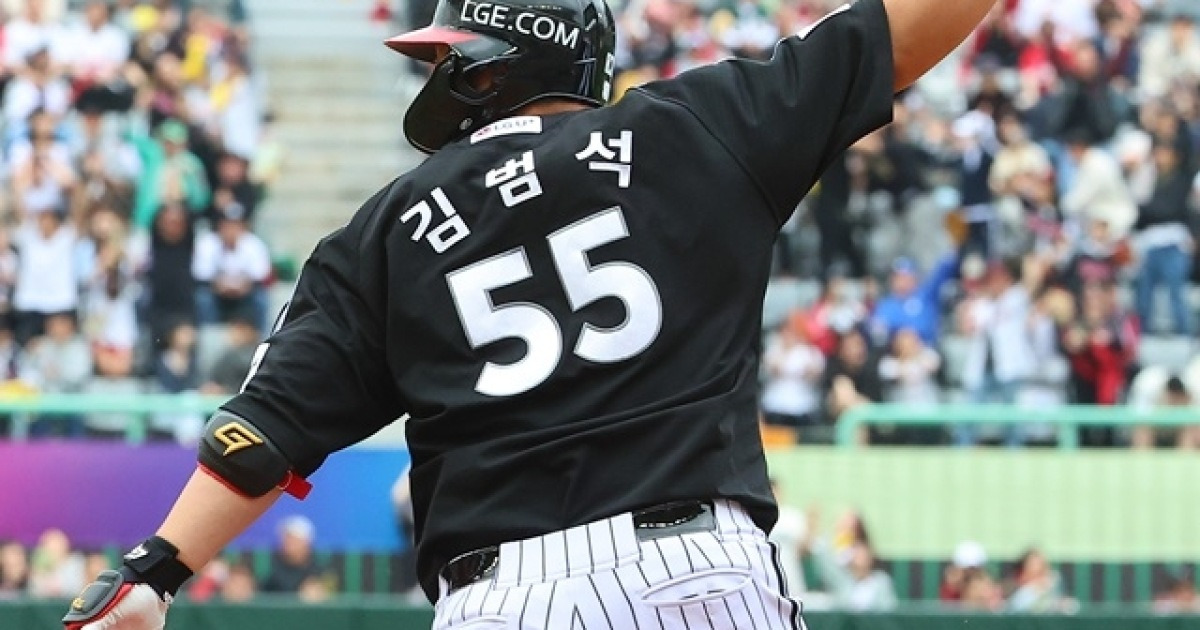 SSG와 DH 1·2차전에서 역전 만루포+3안타 경기 쾅!…최고의 날 보낸 LG 거포 유망주, 잠재력 입증했다