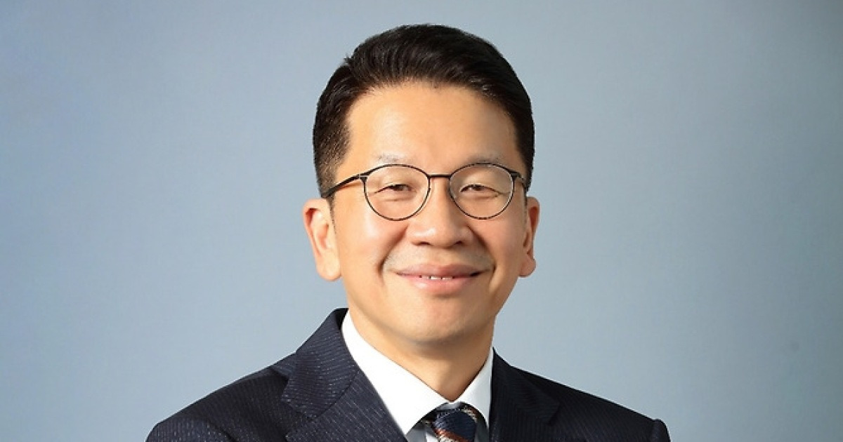 최창원, CEO 20여명 소집해 SK그룹 포트폴리오 재편 논의