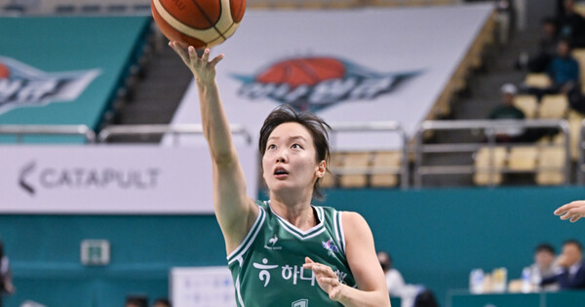 '프랜차이즈' 신지현, 하나원큐 떠난다→FA 보상 지명받아 BNK행