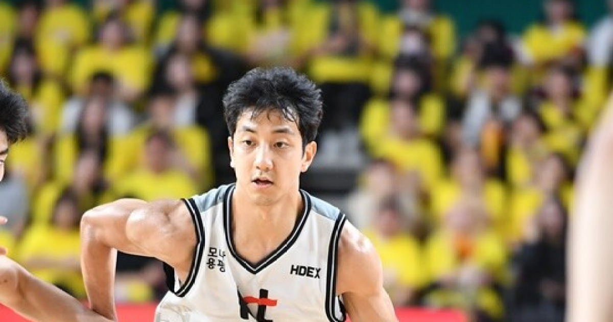 [KBL 4강 PO 오늘의 신 스틸러] 5반칙으로 물러난 허훈? ‘데뷔 첫 챔피언 결정전’ 누린다!