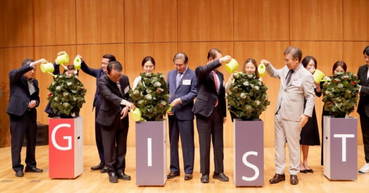 [과기원NOW] GIST, 과학기술 ‘나눔 비전’ 선포식 개최 外