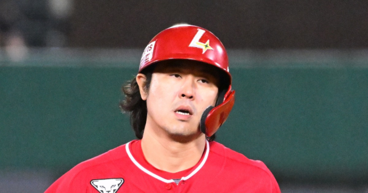 [MD포토] 최정 'KBO리그 통산 최다 홈런 468호'