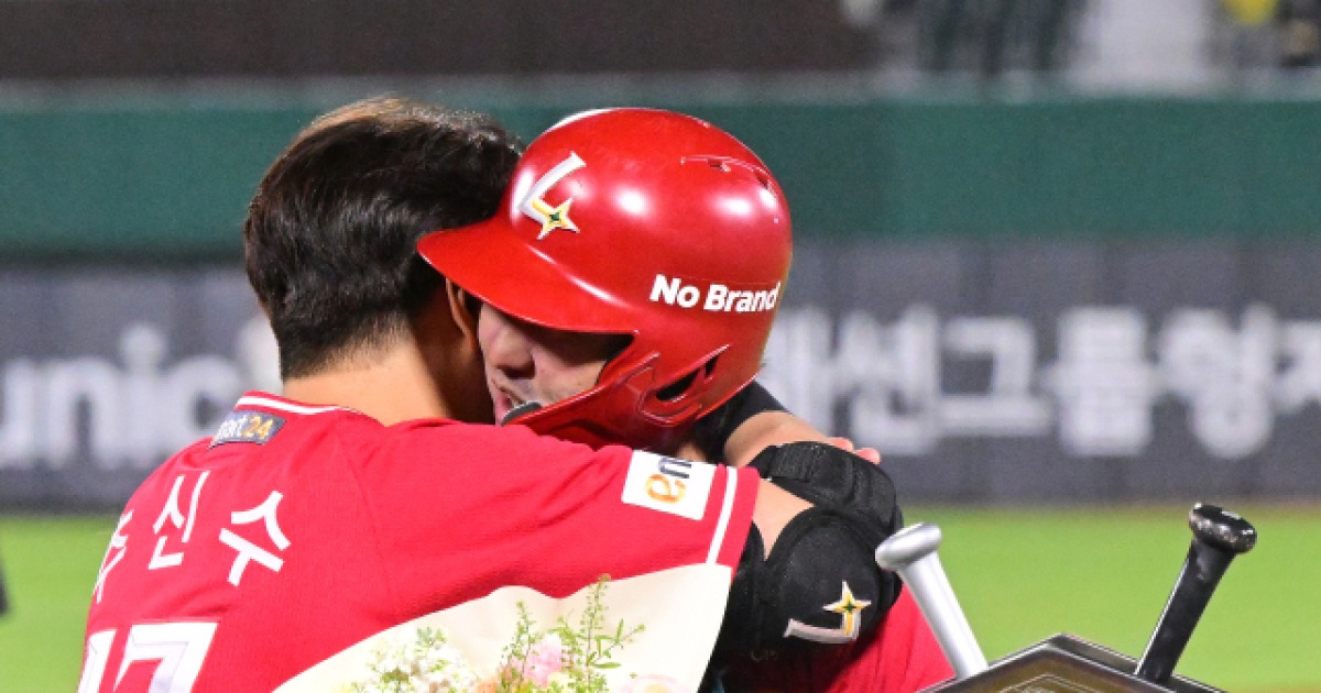 KBO 新 468호 폭발! '게임체인저' 최정이 바꾼 분위기…'0-2→4-2→4-7→12-7' SSG 2연패 탈출, 롯데 4연승 실패 [MD부산]