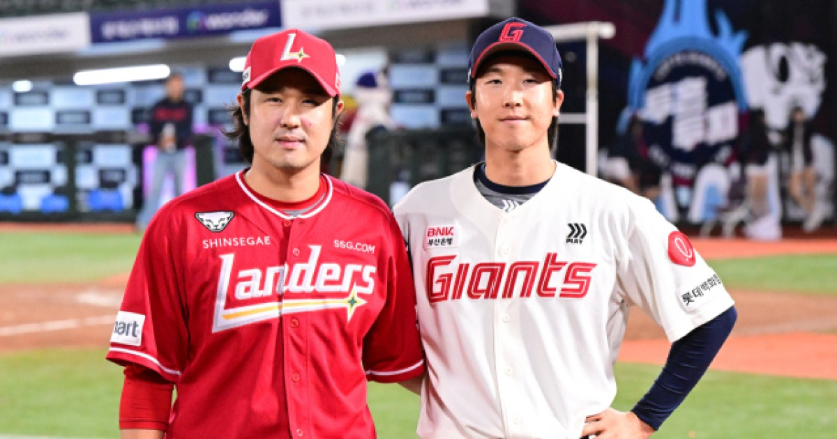 [MD포토] KBO리그 최다 홈런 최정, 동생 최항과 다정하게