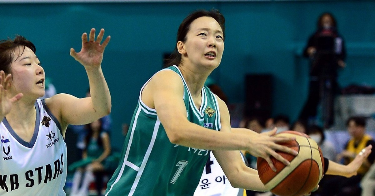 BNK, FA 보상선수로 신지현 지명…우리은행은 한엄지-이다현-김예진 선택