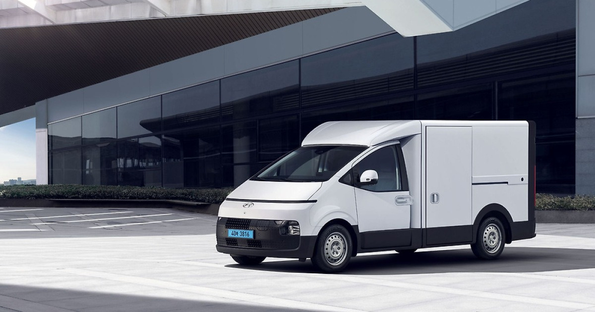 ‘스타리아 캠핑카+경찰차’ 현대차 ST1 카고 출시…가격은 5980만 원 | 더드라이브