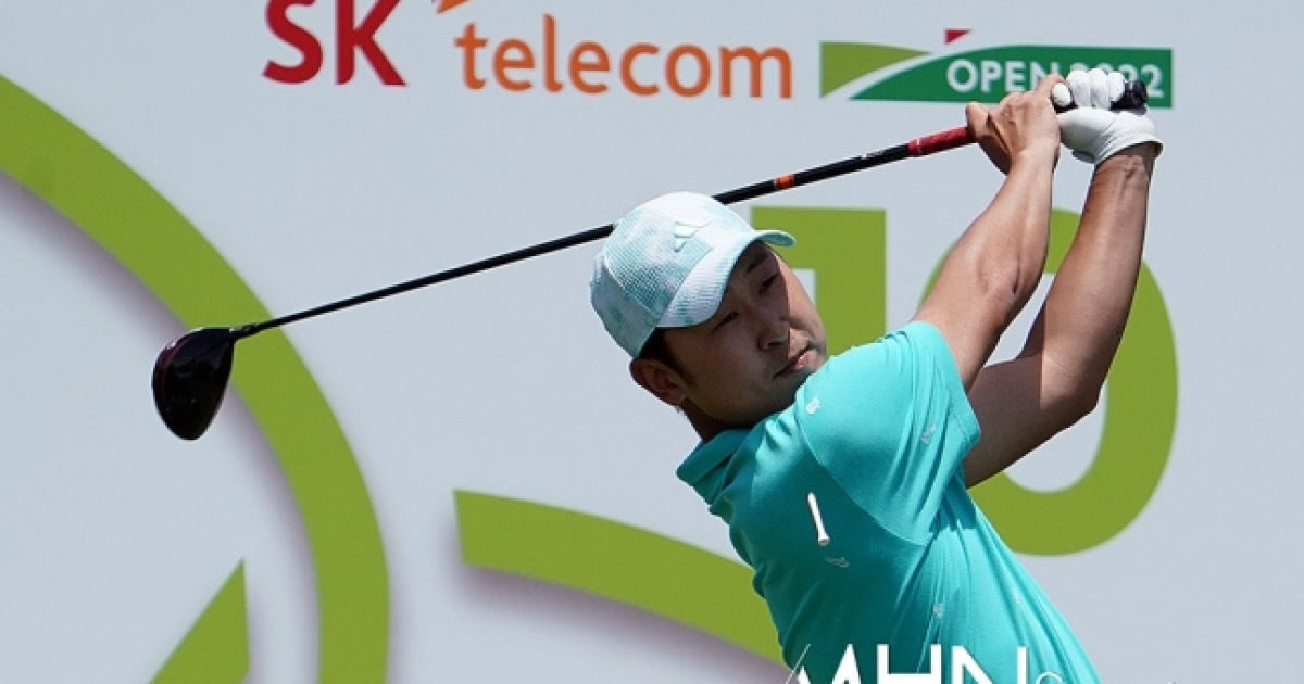 '前 기아 타이거즈 에이스' 윤석민, 7번째 도전 끝에 KPGA 프로 합격