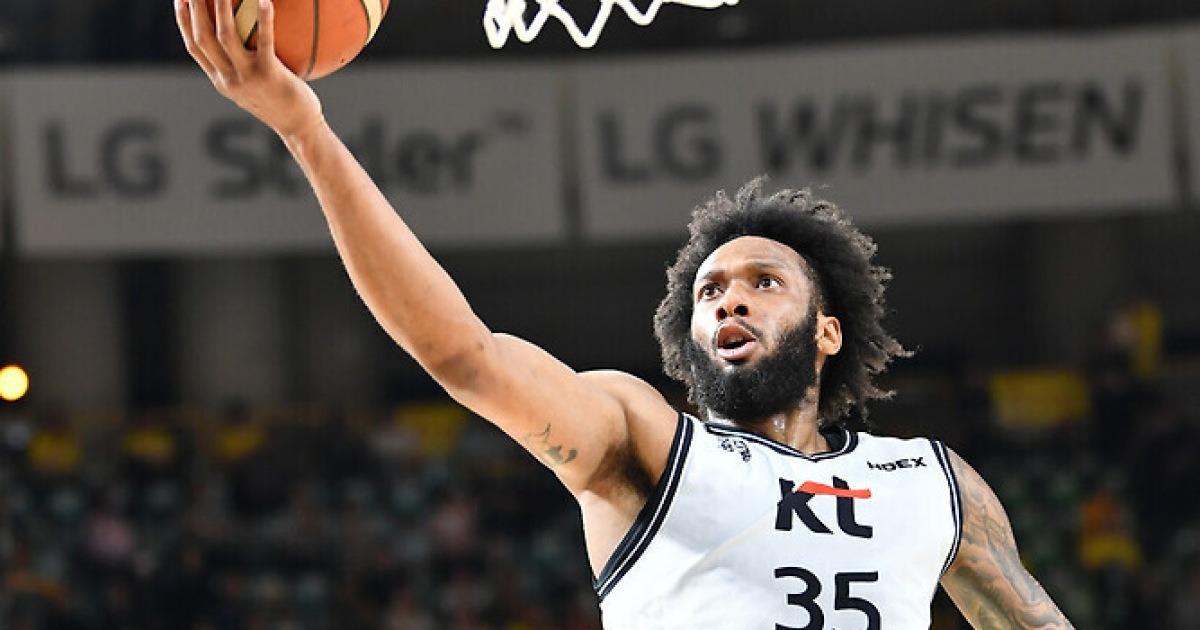 40점 몰아친 배스, “PO MVP보다 KT 첫 우승이 목표”