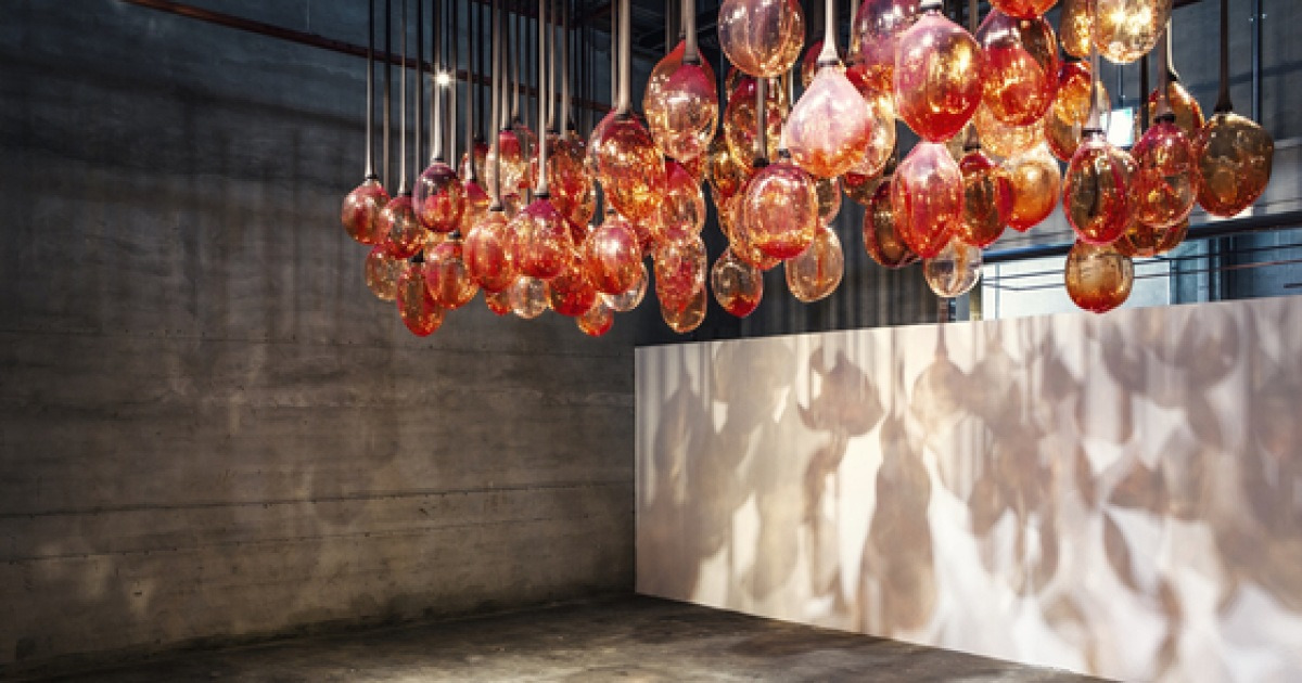 'Visualizing the invisible': Artist uses light and glass to capture ...