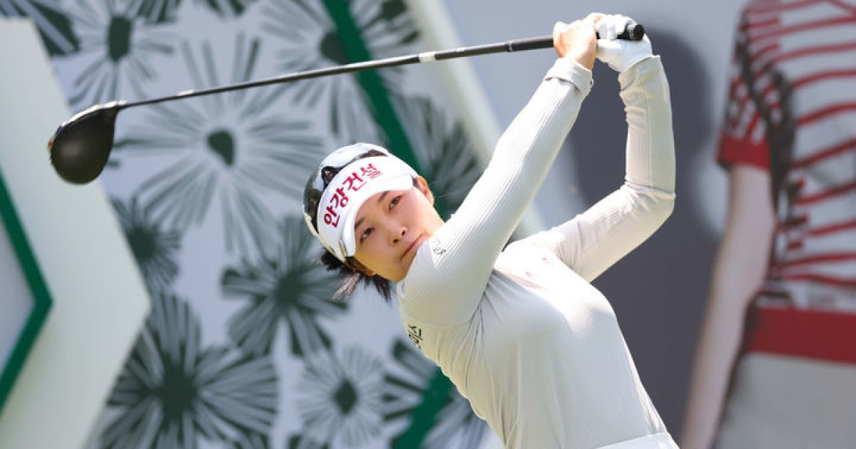 전예성·박주영, KLPGA 챔피언십 1라운드 공동 선두