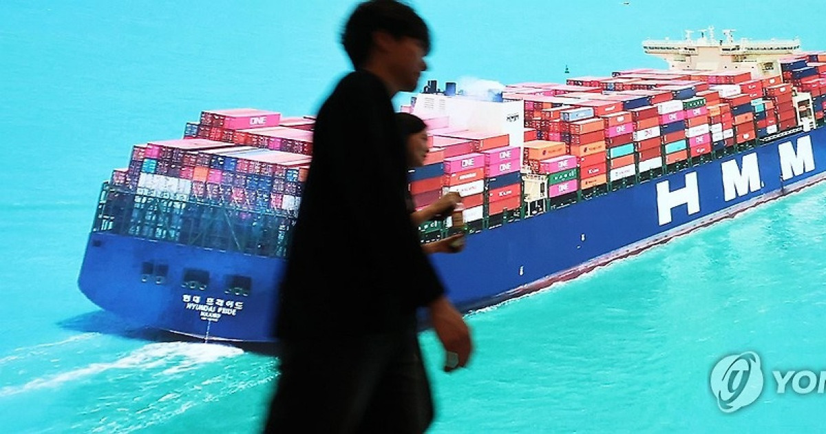 대신증권 "HMM 올 1분기 실적 전망치 하회할 듯…목표가↓"