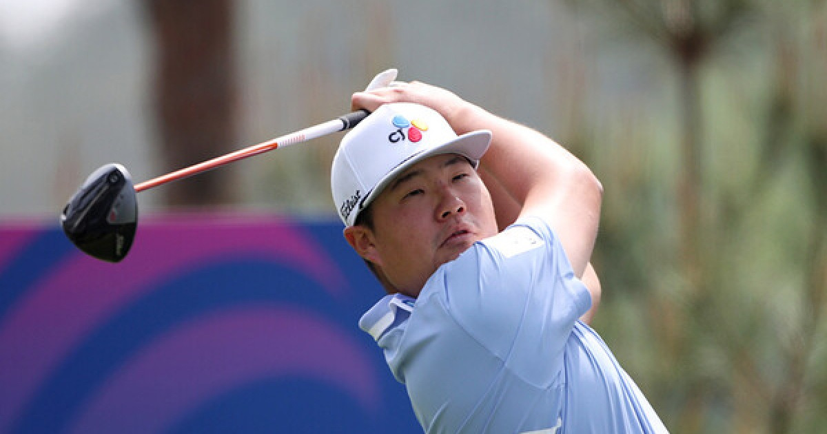 67타 때린 임성재, 우리금융 챔피언십 2R 선두 경쟁 [KPGA]