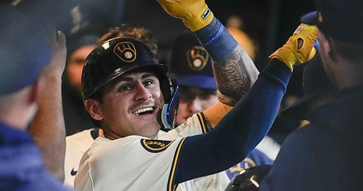 Yankees Brewers Baseball