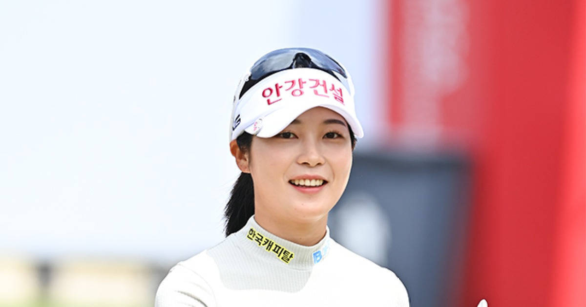 '버디만 12개' 전예성, KLPGA 18홀 최소타 타이기록+최다 버디 신기록 "자신감 얻었다"