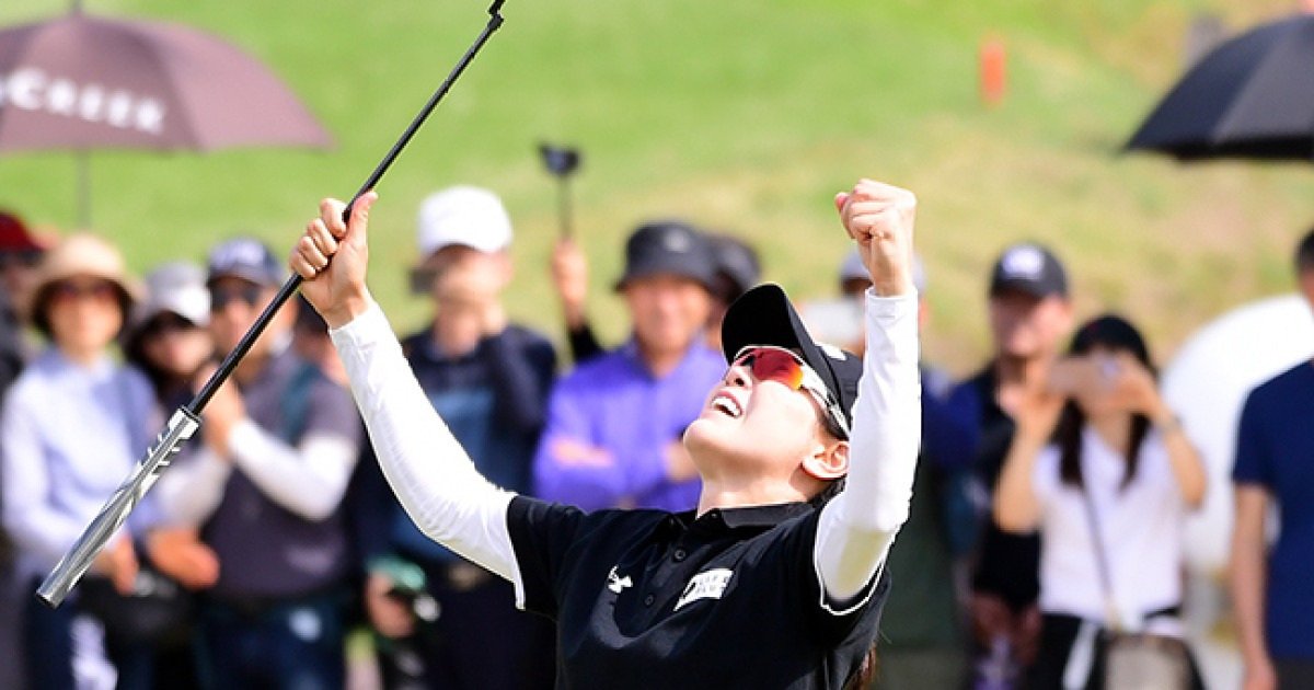 [ST포토] 이정민, '크리스에프앤씨 제46회 KLPGA 챔피언십' 우승