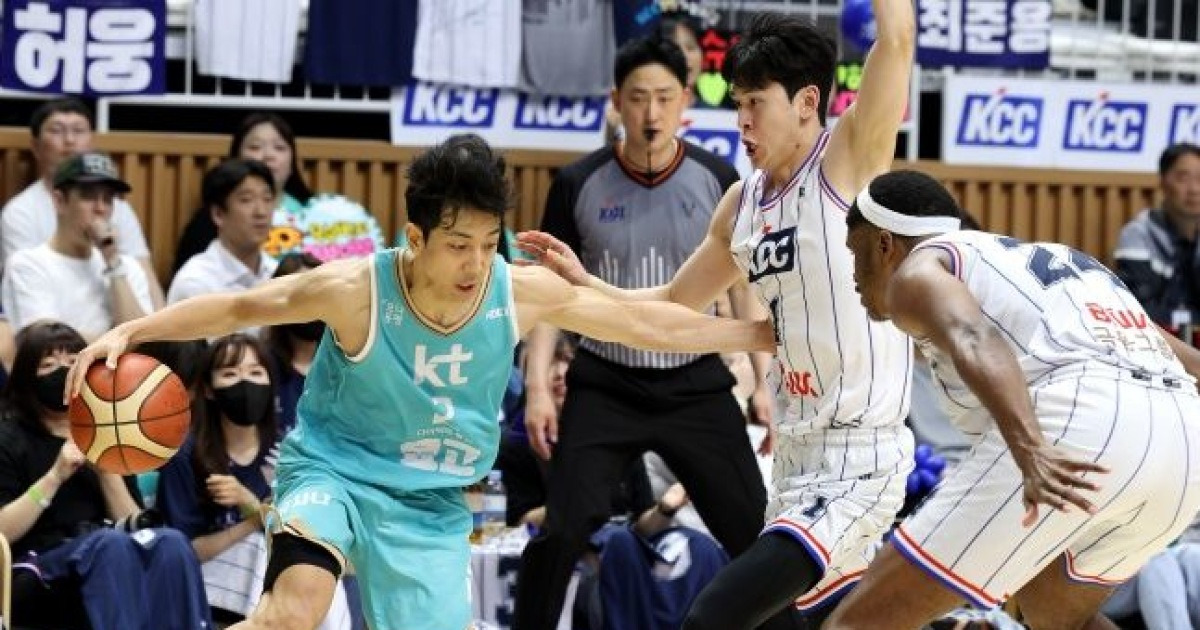 '후반 36점' 수원 KT 배스도 부산 KCC 전창진 감독도 "허훈!"