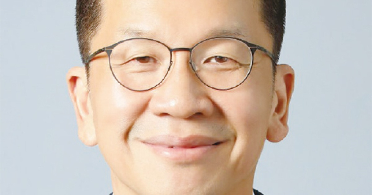 [대한민국 100대 CEO] 최창원 SK수펙스추구협의회 의장 | 이익을 우선순위 두고 신사업 ‘大조정’