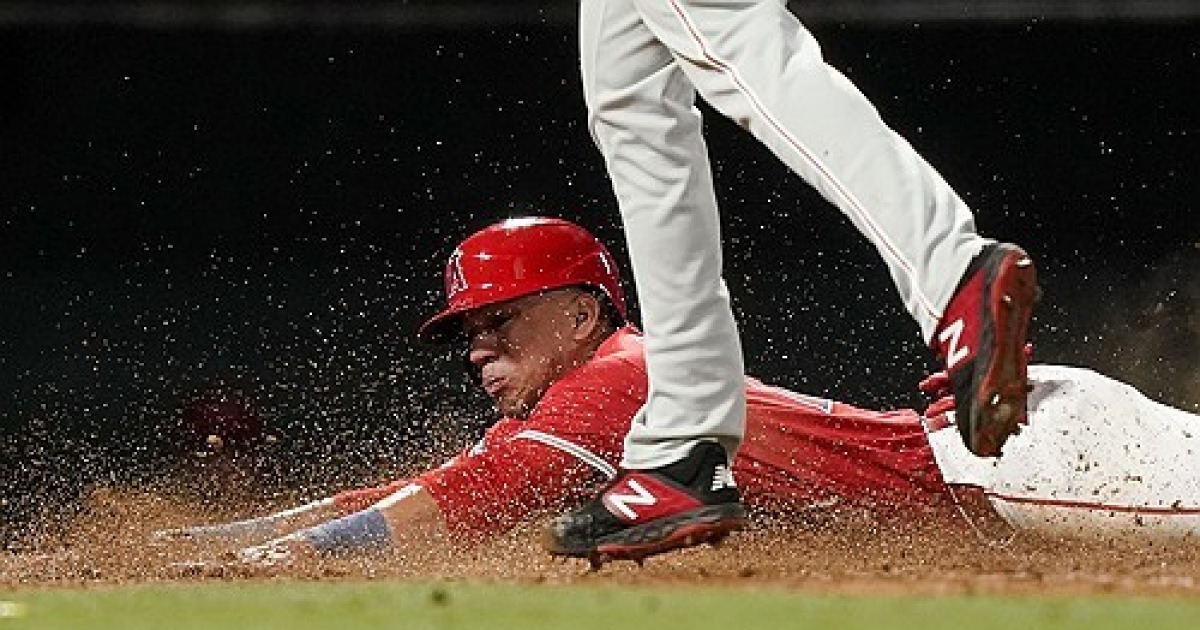 Phillies Angels Baseball
