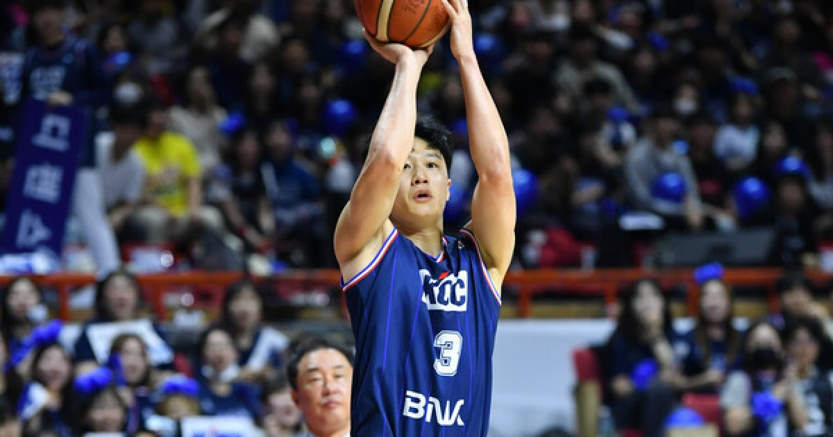 KCC, '12.3초 남기고 아쉬운 판단' KT 92-89로 제압…시리즈 2승 1패 우위