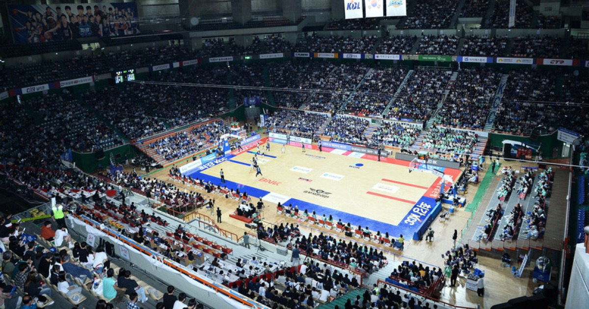[KBL FINAL] 10,496명의 관중, KCC의 든든한 지원군
