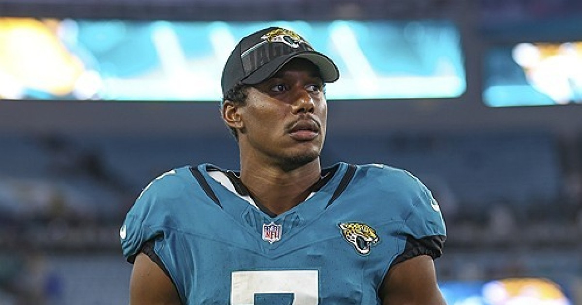 Jaguars Jones Cut Football