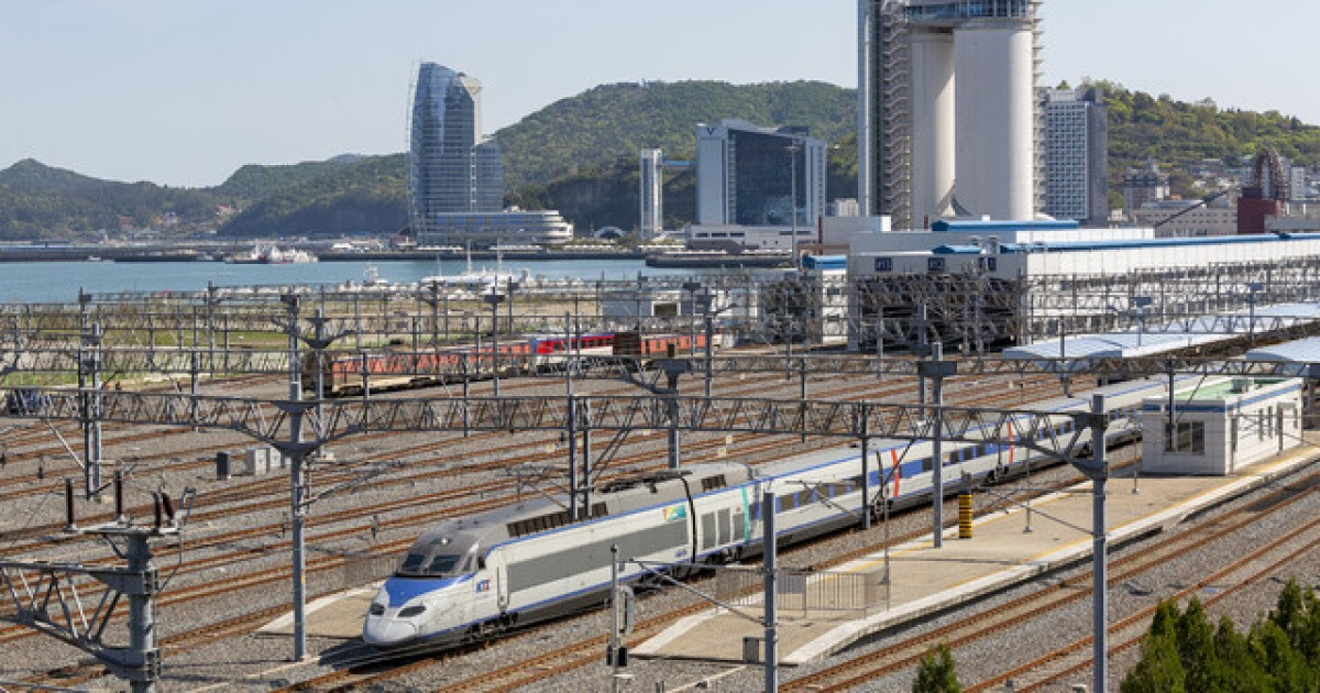 “용산~여수 KTX 10분 단축사업 일단 보류…30분 넘게 줄여야”