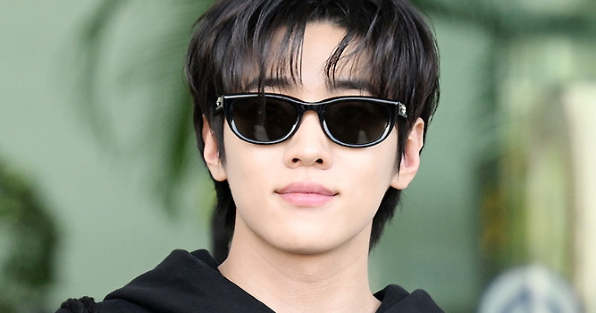 DKZ 재찬 ‘멋쟁이 선글라스 패션’[포토엔HD]