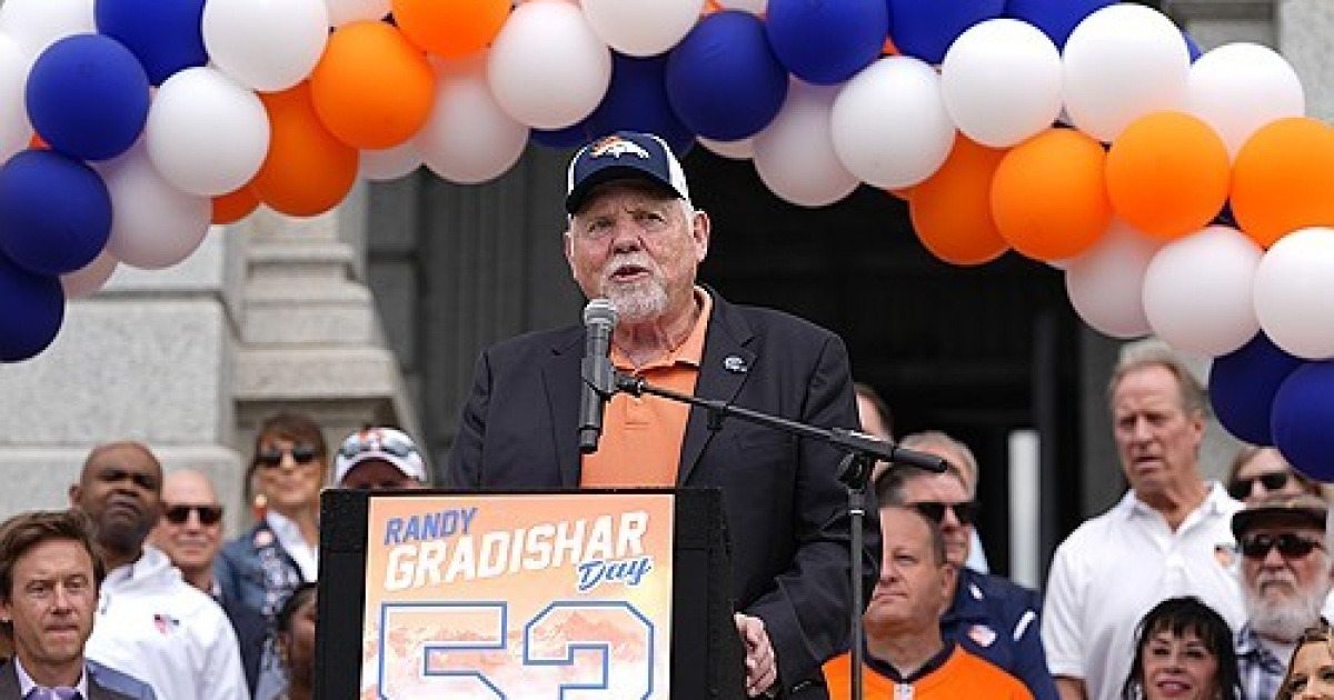 Broncos Gradishar Celebration Football