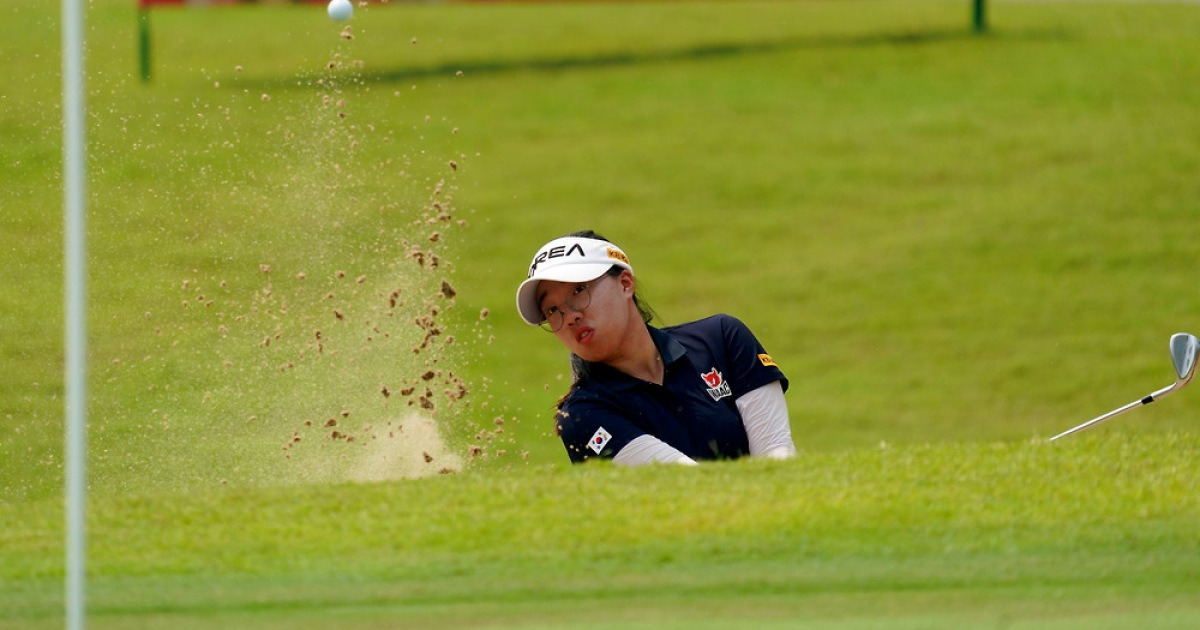 '15세 176일' 이효송, JLPGA 투어 역대 최연소 우승