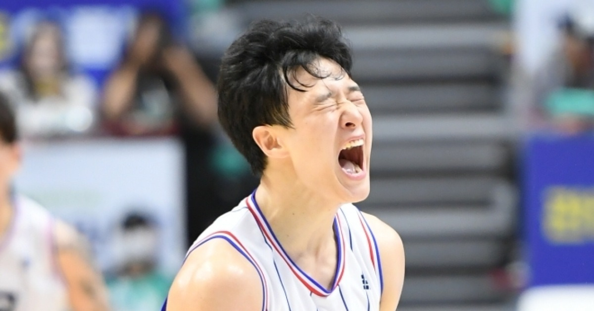 ‘부자 MVP’ 탄생! 허웅, 첫 PO MVP 선정…‘동생’ 허훈은 무려 21표 획득 [KCC V6]