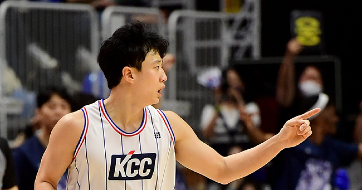 '5위 PO 진출→챔프전 우승' KCC, KBL 역사상 최초 대기록 썼다