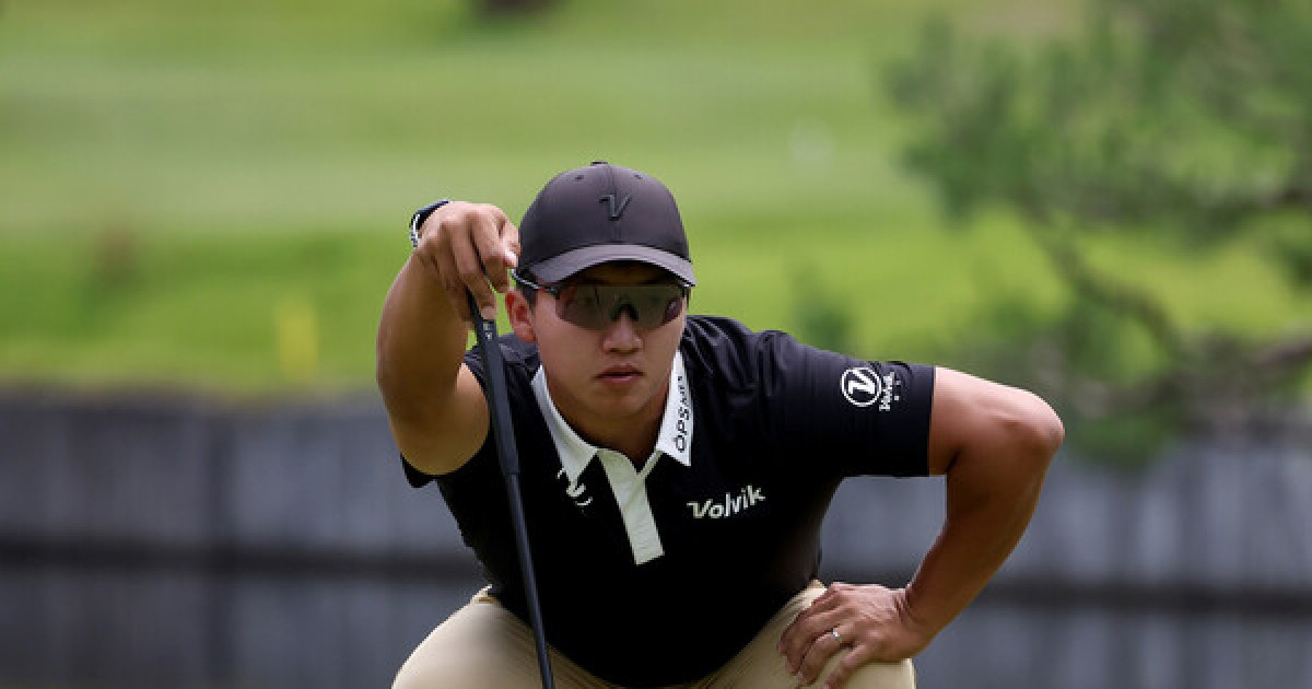 '스크린 평정한' 김홍택, GS칼텍스 매경오픈 짜릿한 '역전+연장' 우승…KPGA 상금1위로(종합)